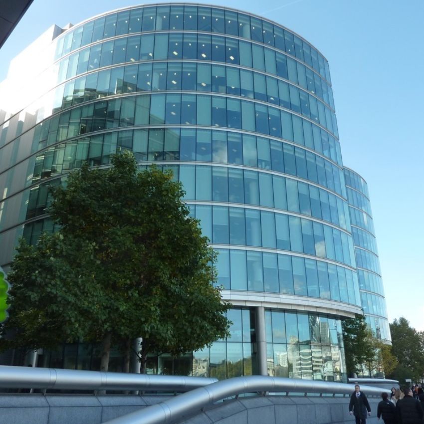 Eat, Drink and Shop on the Thames | London Bridge City