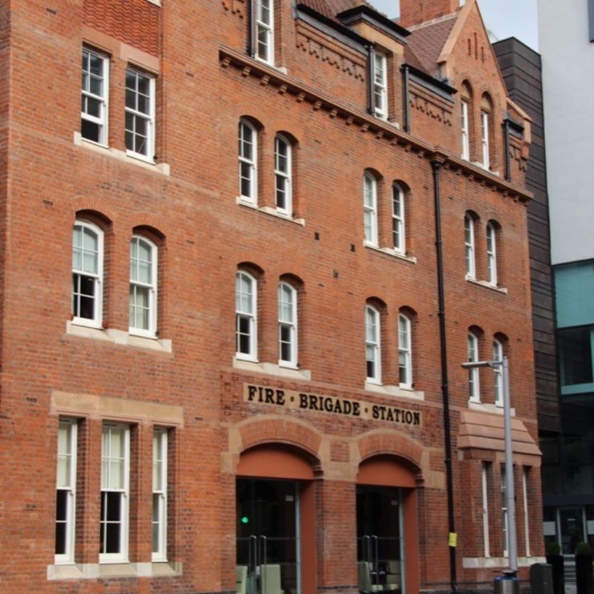 Eat, Drink and Shop on the Thames | London Bridge City